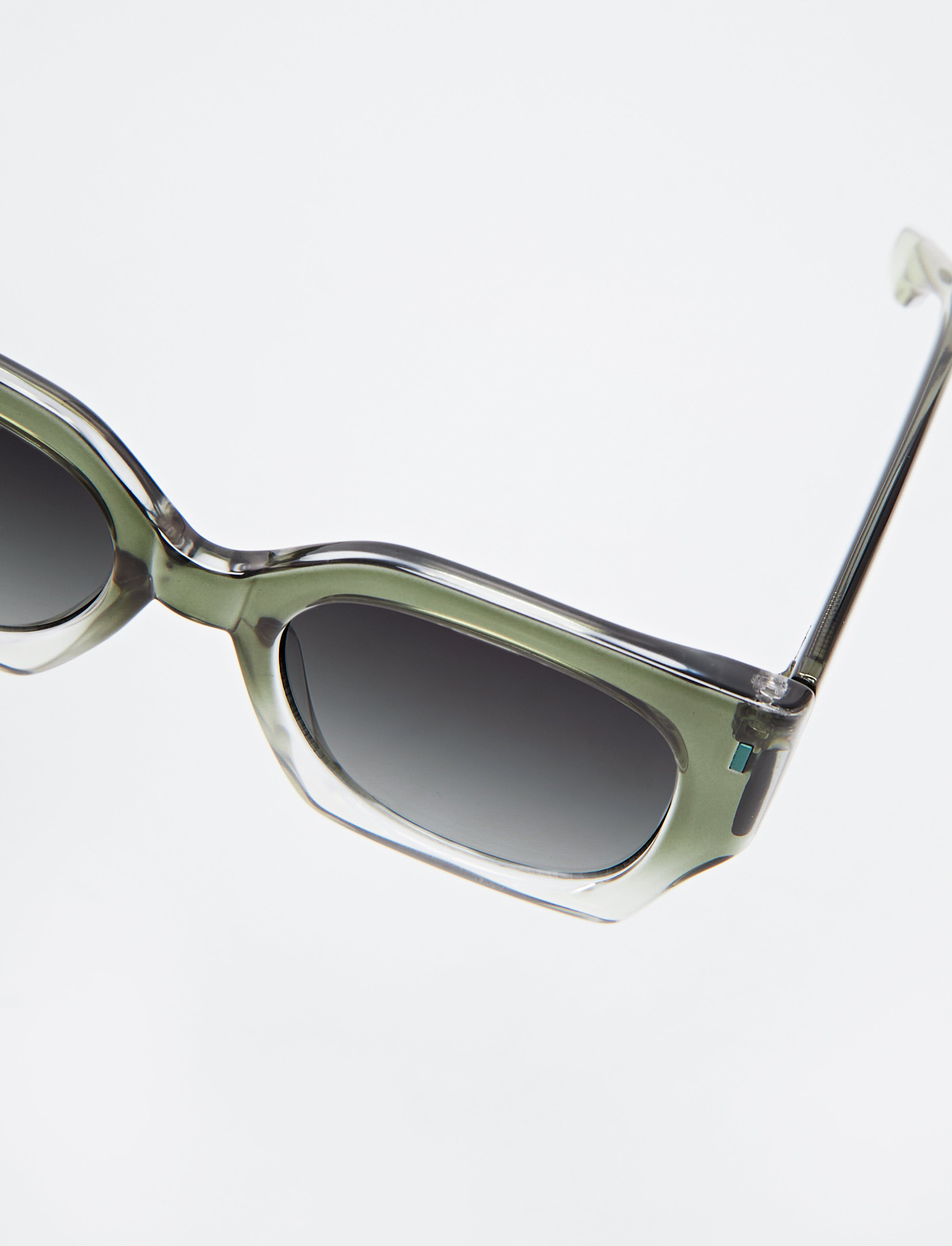 MATT - Shiny Green Gradient – TIWI